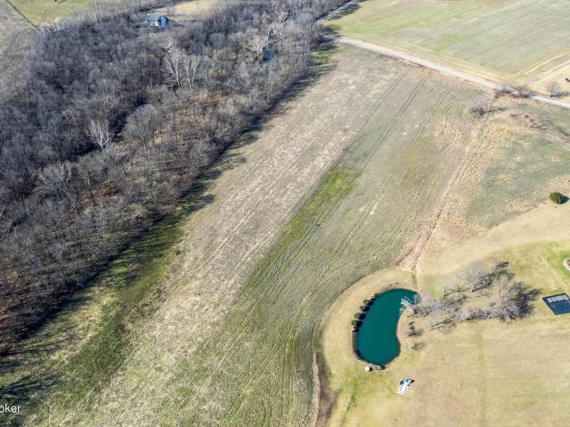 Tract 9 Anderson Ln