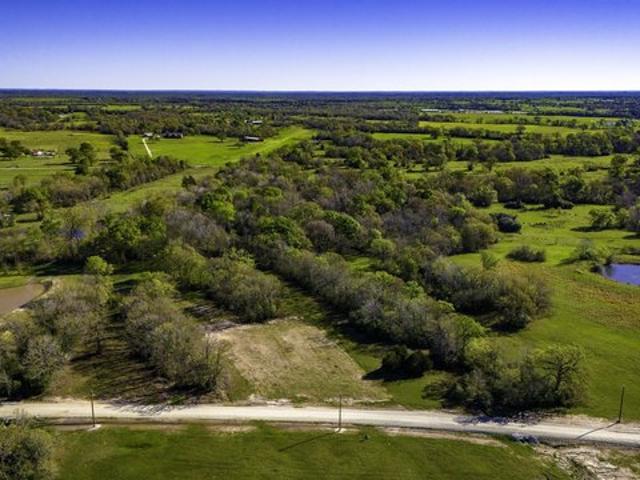 Tract 11 Connor Landing Ct, Madisonville, TX 77864