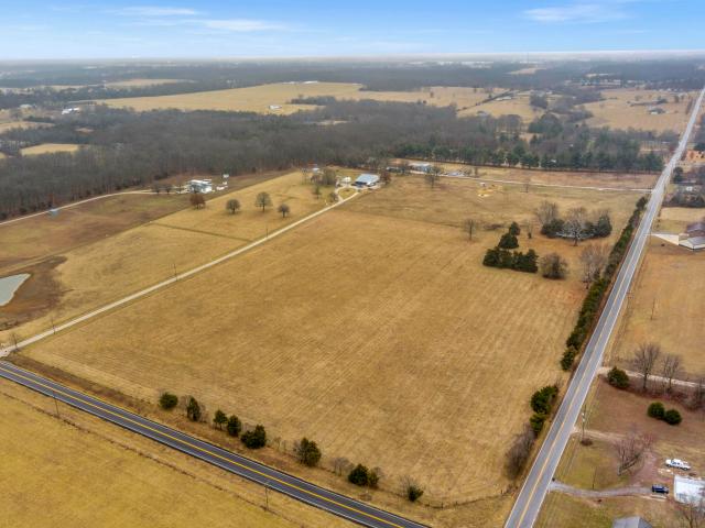 Tract 2 N State Highway 215