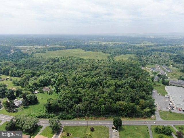 Tract 2 5 85 / Acres Charles Town Rd, Kearneysville, WV 25430