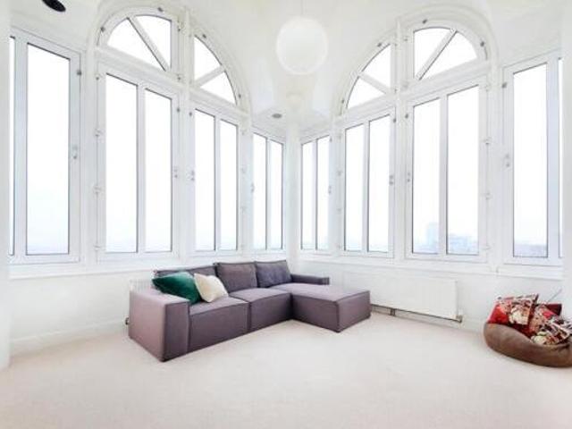 Trade Tower, Coral Row, 3 Bedroom Flat