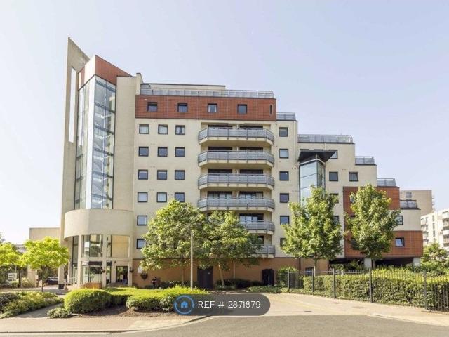 Trade Winds, London E16, 3 bed flat to rent, £2,318 pcm | PrimeLocation