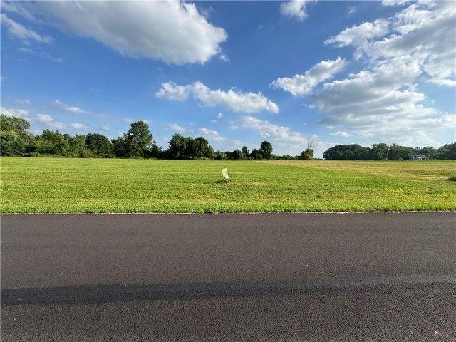 Tradewind Dr Lot 23, New Castle, PA 16102