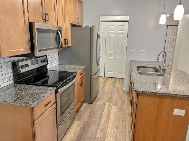 Tradewinds Apartments 2 Bedroom Apartment for Rent at 8201 46th Ave N, New Hope, MN 55428