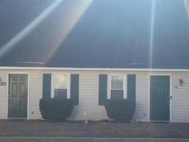 Traditional, Duplex Columbia, SC 118 Elizabeth Darby Ln