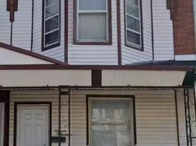 Traditional, Interior Row/Townhouse PHILADELPHIA, PA 1453 N.