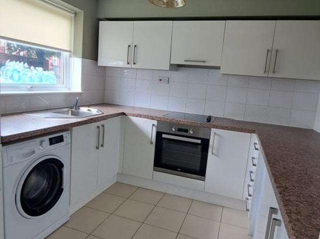 Trafalgar Court, Braintree CM7, 2 bed flat to rent, £1,090 pcm | PrimeLocation