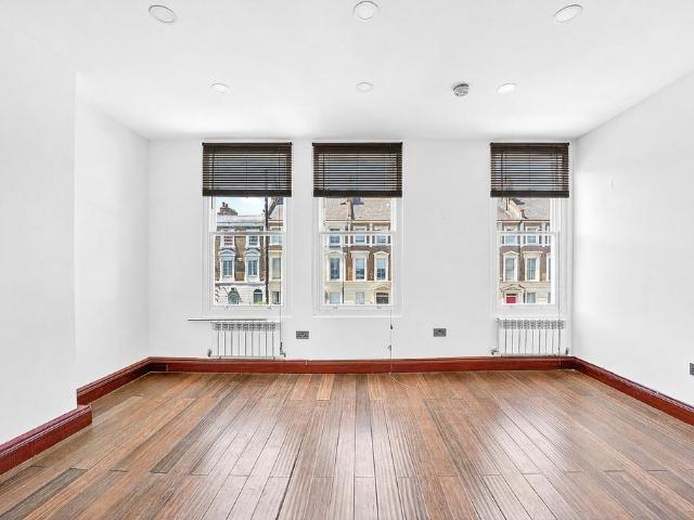 Trafalgar Avenue, London 1 bed flat to rent £1,700 pcm £392 pw
