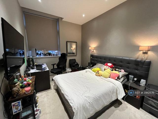 Trafalgar House, Leeds, LS1 2 bed flat to rent £1,750 pcm £404 pw