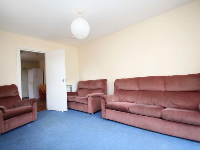 Trafalgar Road, Bournemouth, BH9