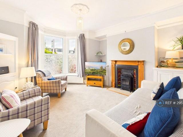Trafalgar Terrace, Brixham, TQ5 4 bed terraced house to rent £3,200 pcm £738 pw