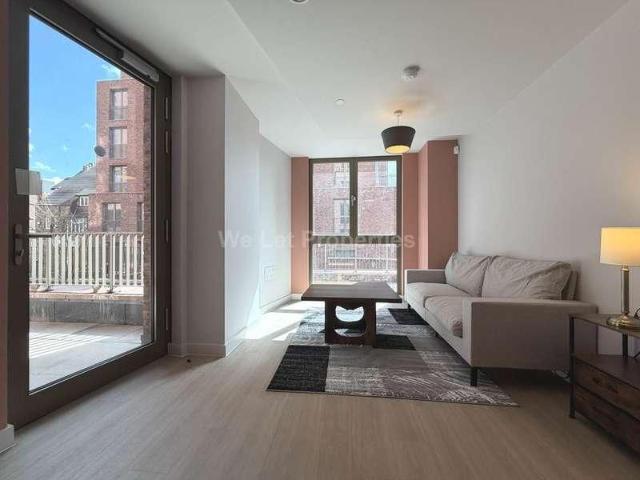 Trafford Gardens, Botanical Avenue, M16