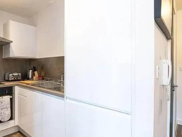 Trafford, M16 0UE, United Kingdom | 1 bed apartment for rent #96505063 | Rentberry