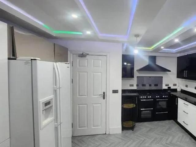 Trafford, M16 9QS, United Kingdom | 1 bed house for rent #160289287 | Rentberry