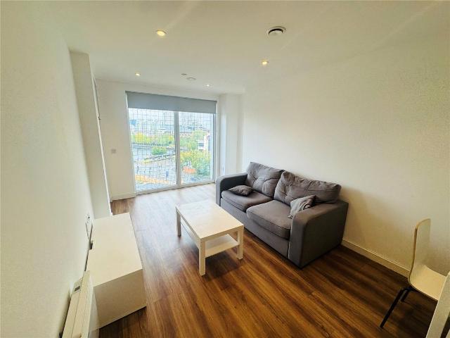Trafford Road, Salford, Greater Manchester M5, 2 bed flat to rent, £1,250 pcm | PrimeLocation