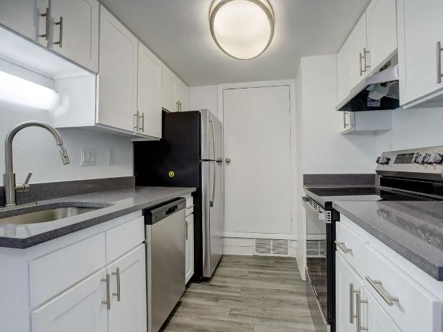 Trailpoint by Trion Living 2 Bedroom Apartment for Rent at 10756 E Virginia Ave, Aurora, CO 80012 Expo Park
