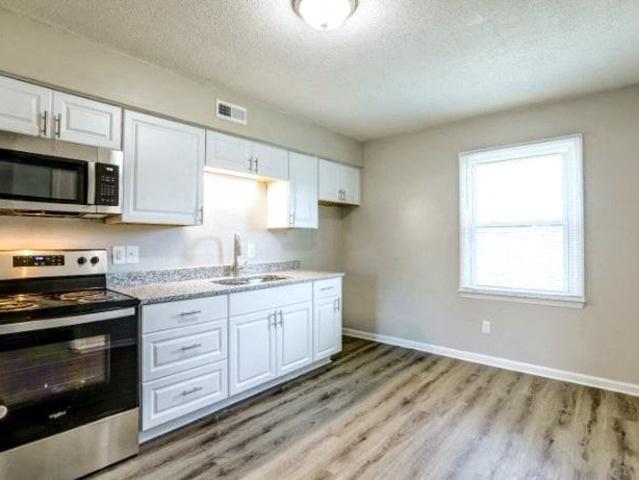 Trails Corner Apartments 3 Bedroom Apartment for Rent at 804 Mcmakin St, Raleigh, NC 27610