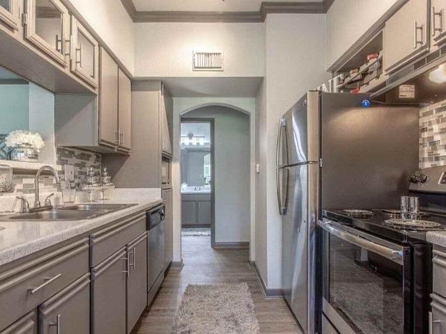 Trails At Corinthian Creek 2 Bedroom Apartment for Rent at 8655 Jones Rd, Jersey Village, TX 77065