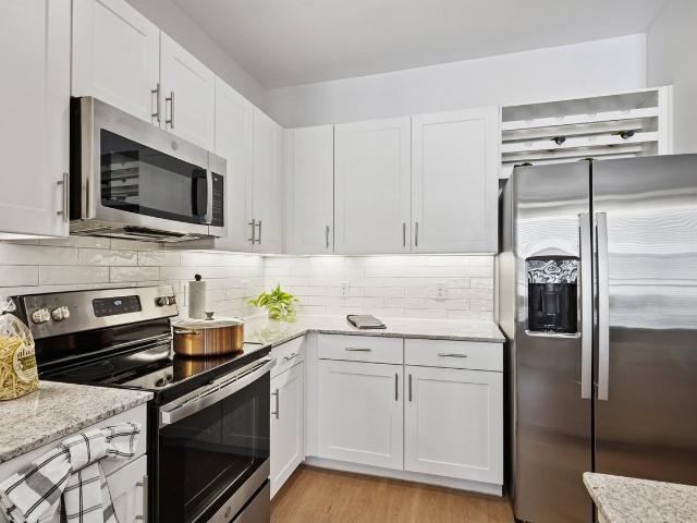 Trails at Frankford Station 1 Bedroom Apartment for Rent at 1600 W Frankford Rd, Carrollton, TX 75007