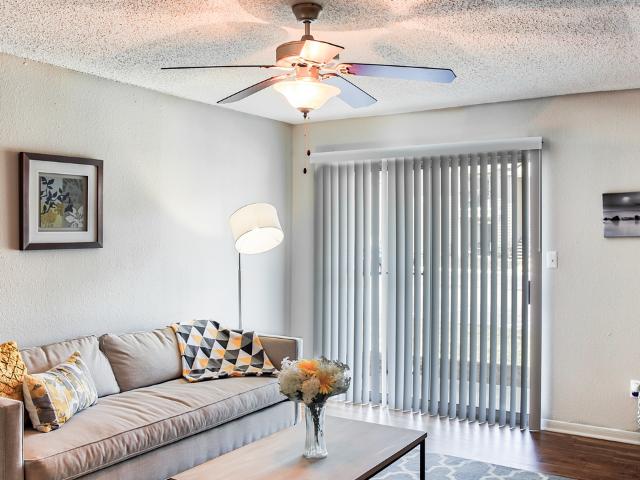 Trails at Lakeside 1 Bedroom Apartment for Rent at 3836 Arbor Green Ln, Indianapolis, IN 46220 Millersville