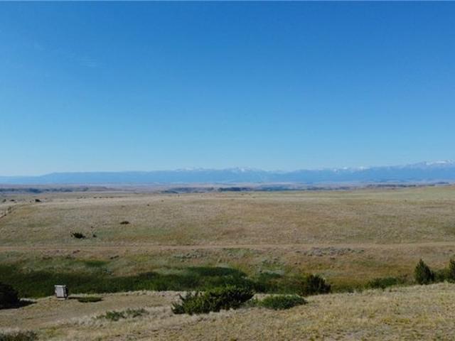 Trails End Rd, Columbus, MT 59019
