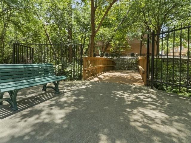 Trails of White Rock 1 Bedroom Apartment for Rent at 1121 Beachview St, Dallas, TX 75218