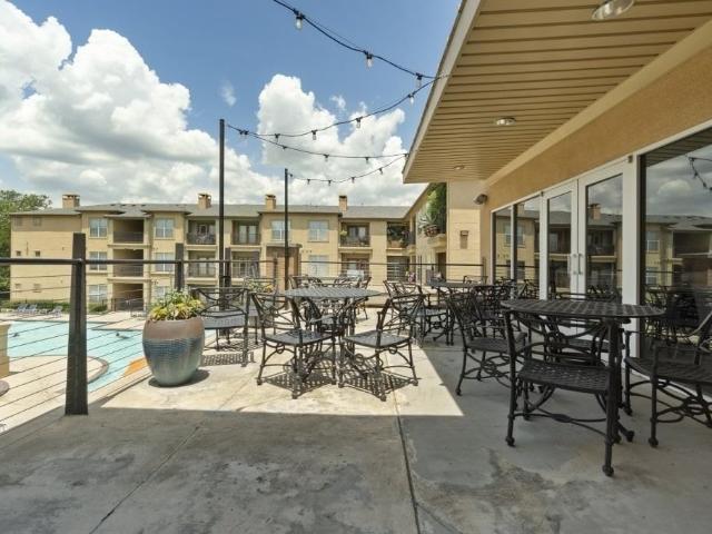 Trails of White Rock 1 Bedroom Apartment for Rent at 1121 Beachview St, Dallas, TX 75218