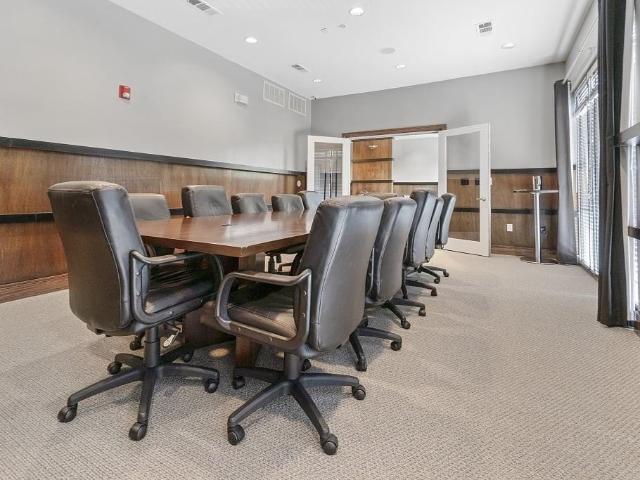 Trails of White Rock 2 Bedroom Apartment for Rent at 1121 Beachview St, Dallas, TX 75218
