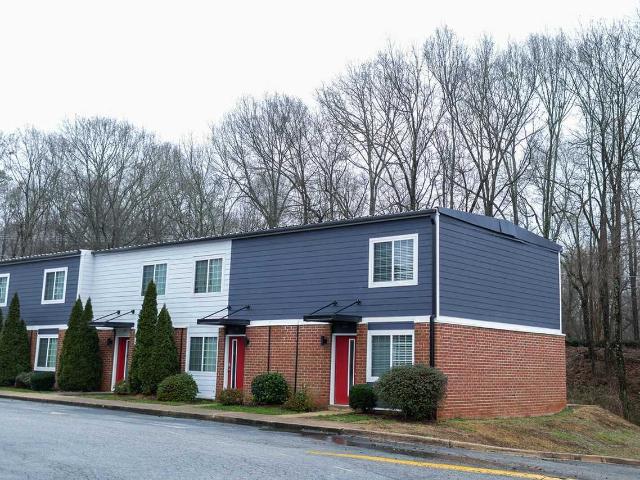 Trailside on Main 2 Bedroom Apartment for Rent at 1000 E Main St, Spartanburg, SC 29307