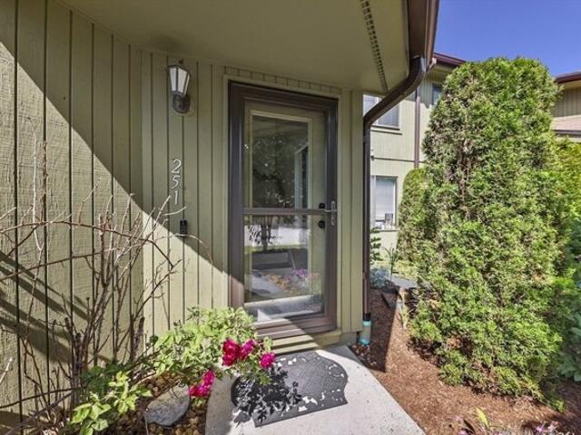 Trailside Way Unit,ashland, Condo For Sale