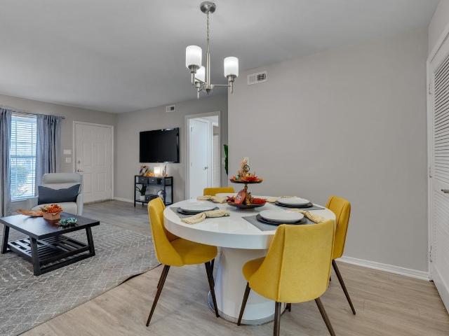 Trailwood Crossing Apartments 2 Bedroom Apartment for Rent at 3004 Dorner Cir, Raleigh, NC 27606 Southwest Raleigh