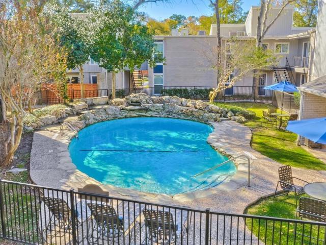 Trailwood Village Apartments 2 Bedroom Apartment for Rent at 2200 Lake Village Dr, Houston, TX 77339 Kingwood