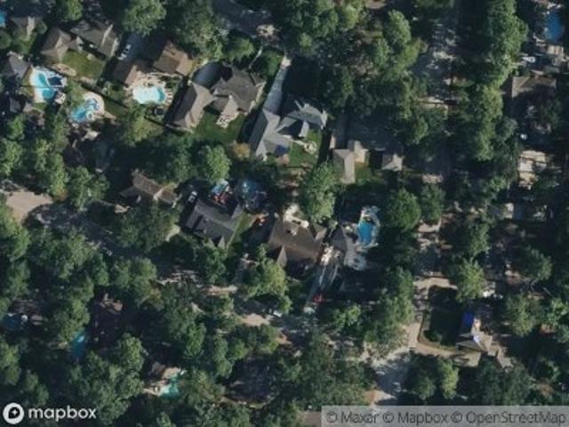 Trailwood Village Dr