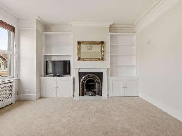 Tranmere Road, Earlsfield, London, SW18