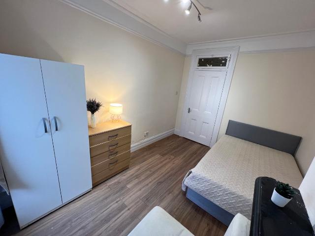 Transept Street, London NW1, 2 bed shared accommodation to rent, £1,250 pcm | PrimeLocation