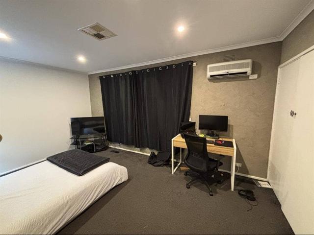 Transfer Rental Bentleigh East