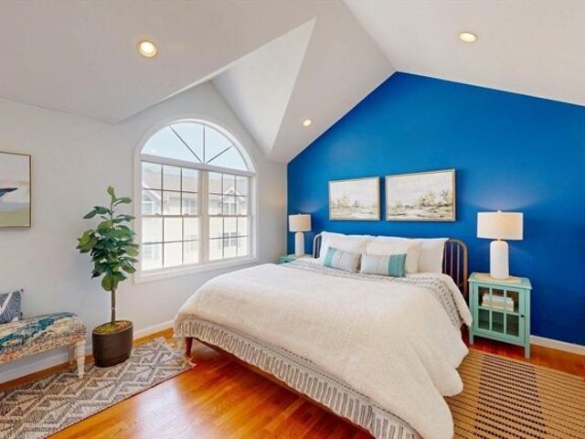 Trapelo Rd Apt,waltham, Condo For Sale