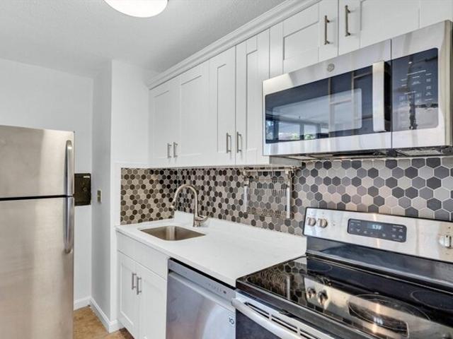 Trapelo Rd Apt,belmont, Condo For Sale