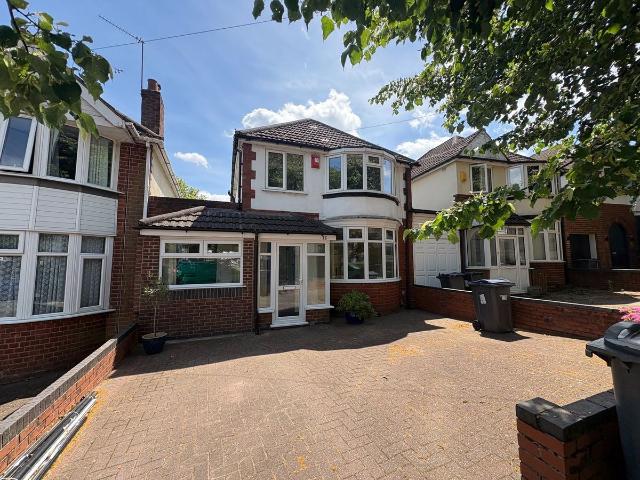 Trevanie Avenue, Quinton, Birmingham B32, 4 bed detached house to rent, £1,500 pcm | PrimeLocation