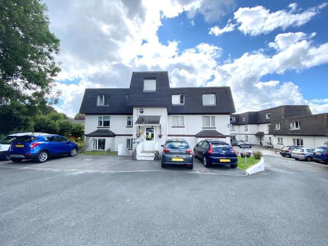 Trevarthian Road, St. Austell PL25, 2 bed flat to rent, £800 pcm | PrimeLocation