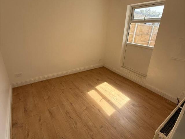 Trevelyan Road, E15 4 bed terraced house to rent £2,600 pcm £600 pw