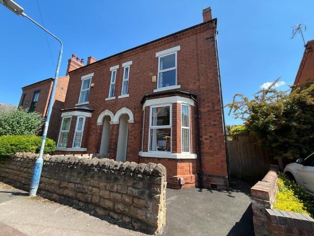 Trevelyan Road, Nottingham, NG2 4 bed house to rent £2,579 pcm £595 pw