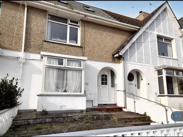 Trevethan Road, Falmouth, TR11 5 bed terraced house to rent £2,980 pcm £688 pw