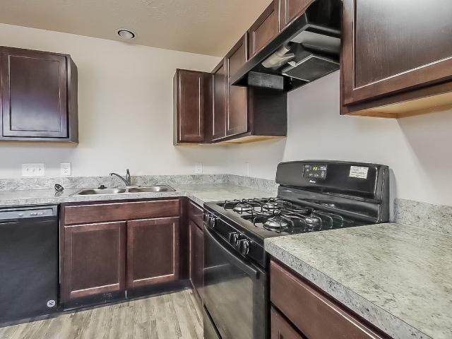 Treviso Gardens 3 Bedroom Apartment for Rent at 24005 Treviso Gardens Dr, Katy, TX 77493