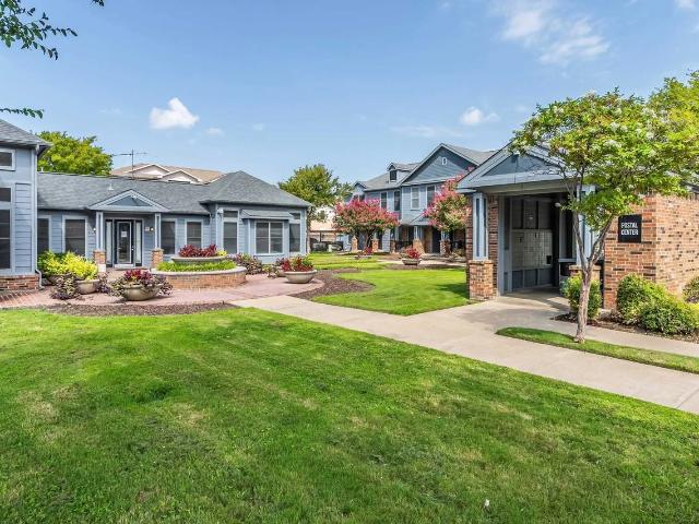 Treymore Eastfield 1 Bedroom Apartment for Rent at 2631 John West Rd, Dallas, TX 75228