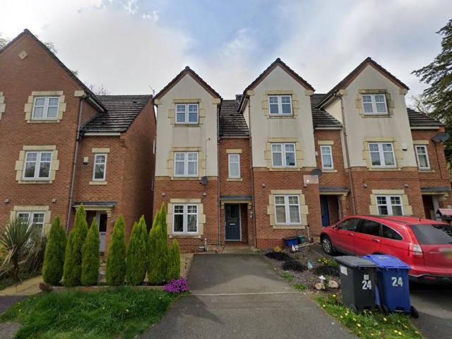 Treacle Row, Silverdale, ST5 4 bed townhouse to rent £2,036 pcm £470 pw