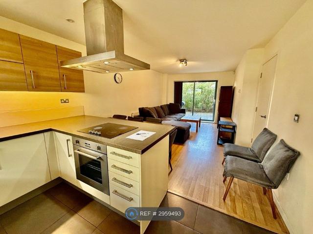 Treby Street, London E3, 3 bed flat to rent, £3,700 pcm | PrimeLocation