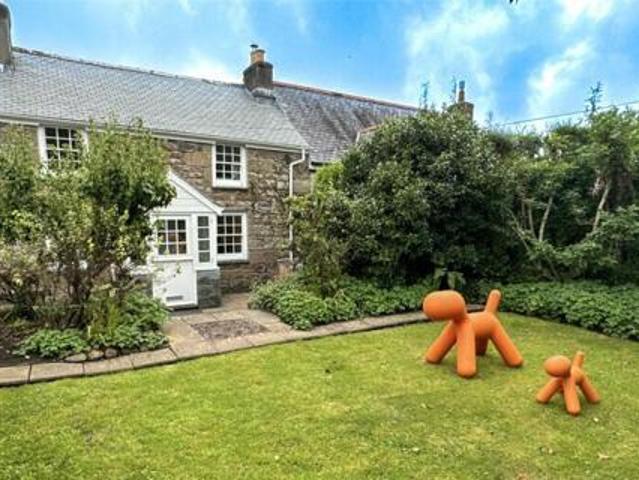 Tredavoe, Penzance, 3 Bedroom Terraced