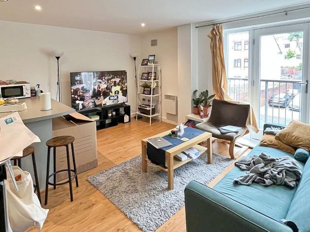 Tredegar Road, London E3, 1 bed flat to rent, £1,700 pcm | PrimeLocation