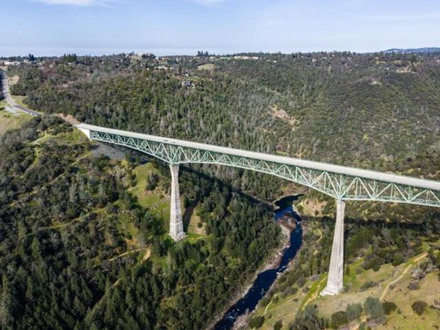 Tree Top Ln, Auburn, CA 95603